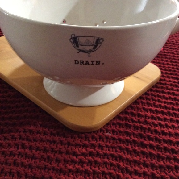 Rae Dunn | Kitchen | Brand New Rae Dunn Colander | Poshmark